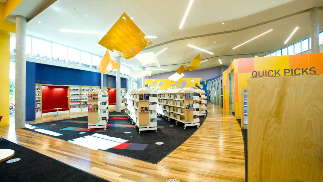 Cooroy Library & Digital Hub / Hutchies