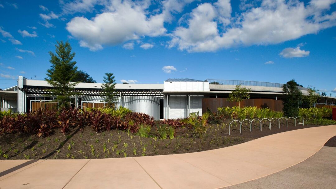 Cooroy Library & Digital Hub / Hutchies
