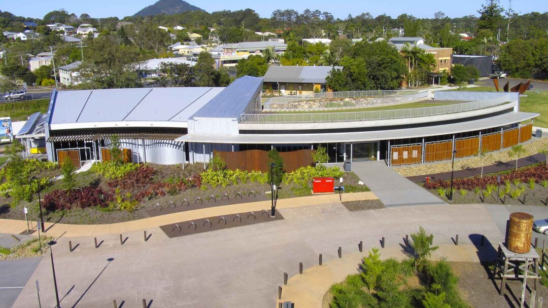 Cooroy Library & Digital Hub / Hutchies