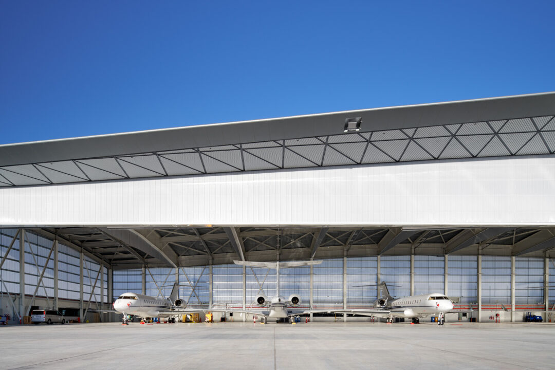 Melbourne Jet Base / Hutchies