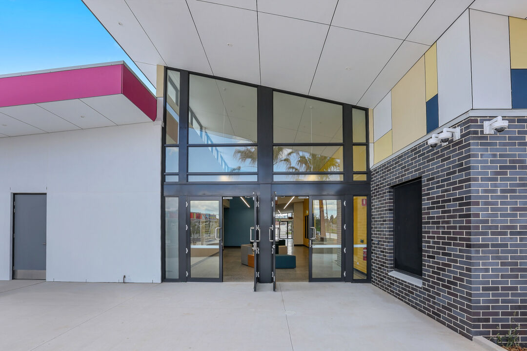 Julia Reserve Community Centre / Hutchies