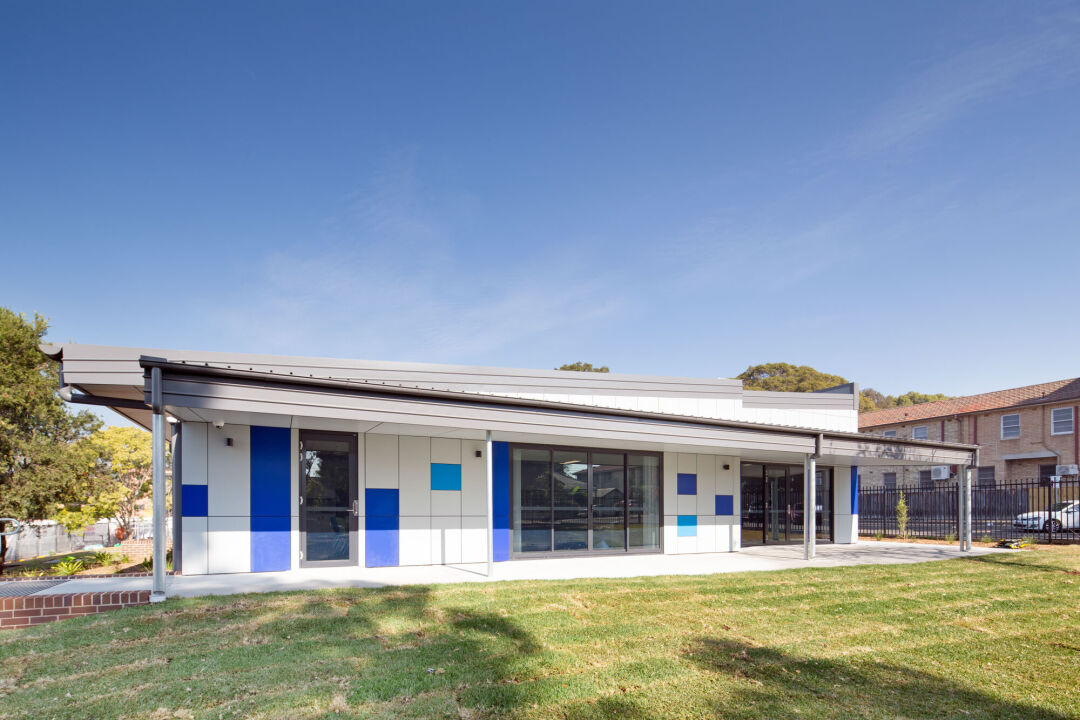 Lidcombe Public School / Hutchies