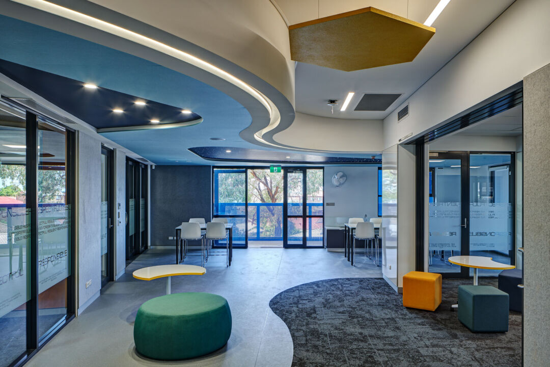 William Stimson Public School / Hutchies