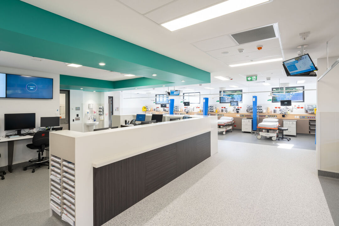 Gold Coast University Hospital ED Expansion / Hutchies