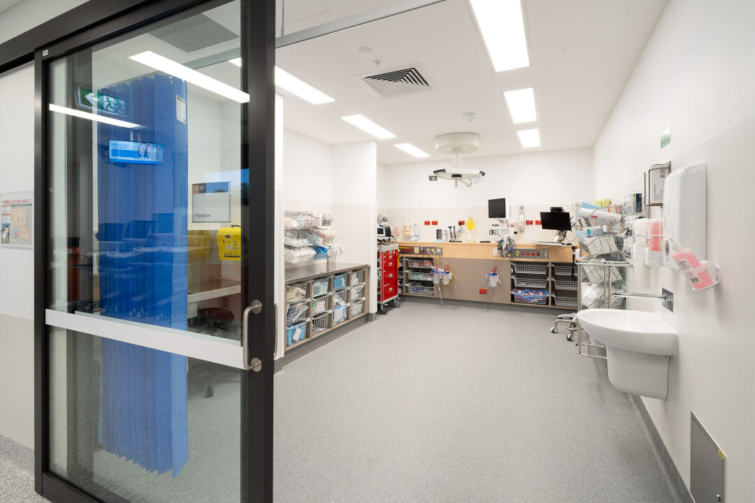 Gold Coast University Hospital ED Expansion / Hutchies