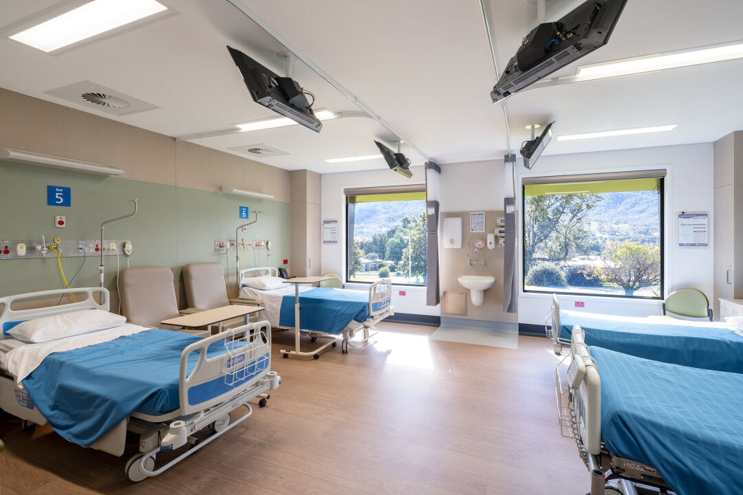 Wilson Memorial Hospital / Hutchies