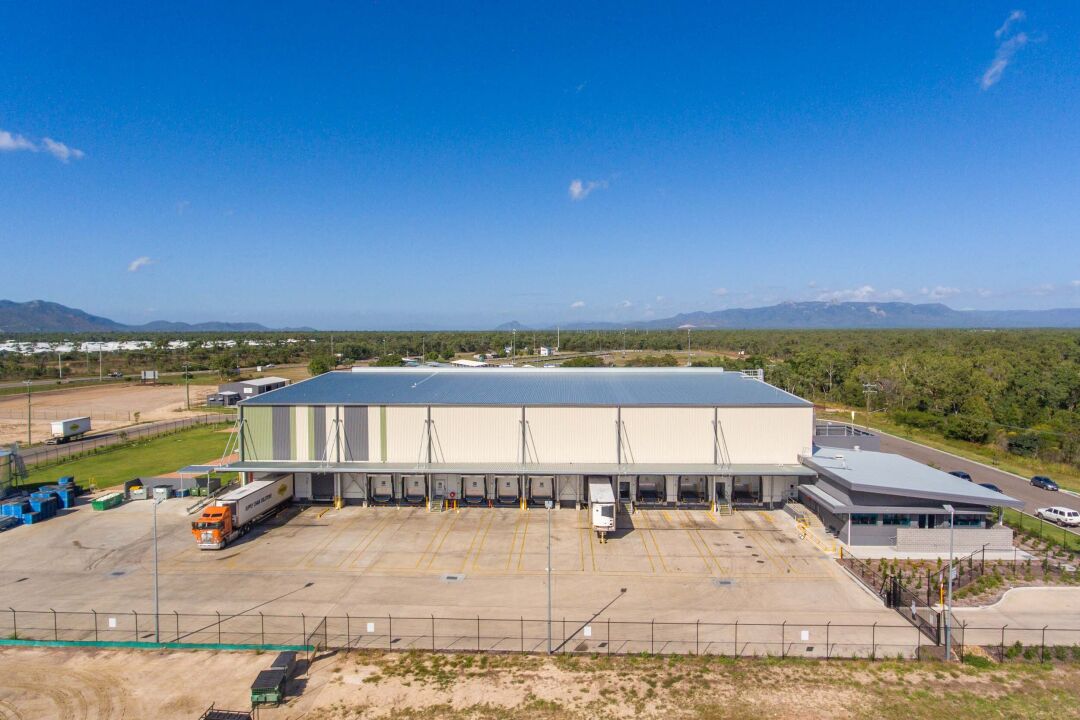 Lion Milk Distribution Centre / Hutchies