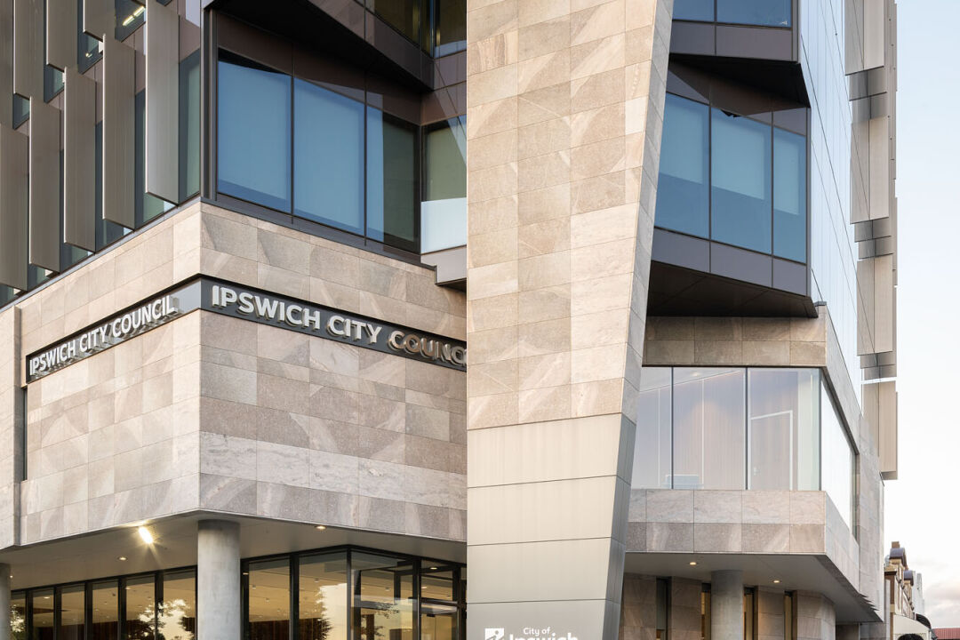 Nicholas Street Precinct / Hutchies