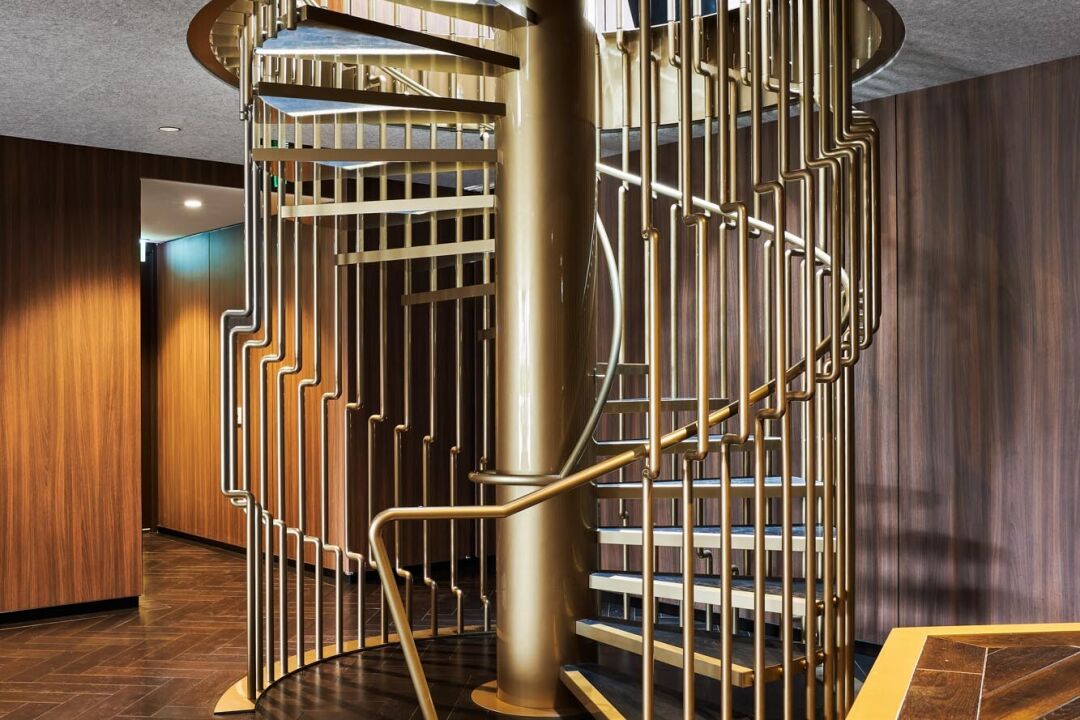 Chester & Ella / Hutchies