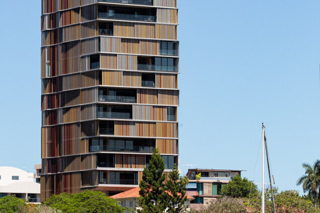 Walan Apartments / Hutchies