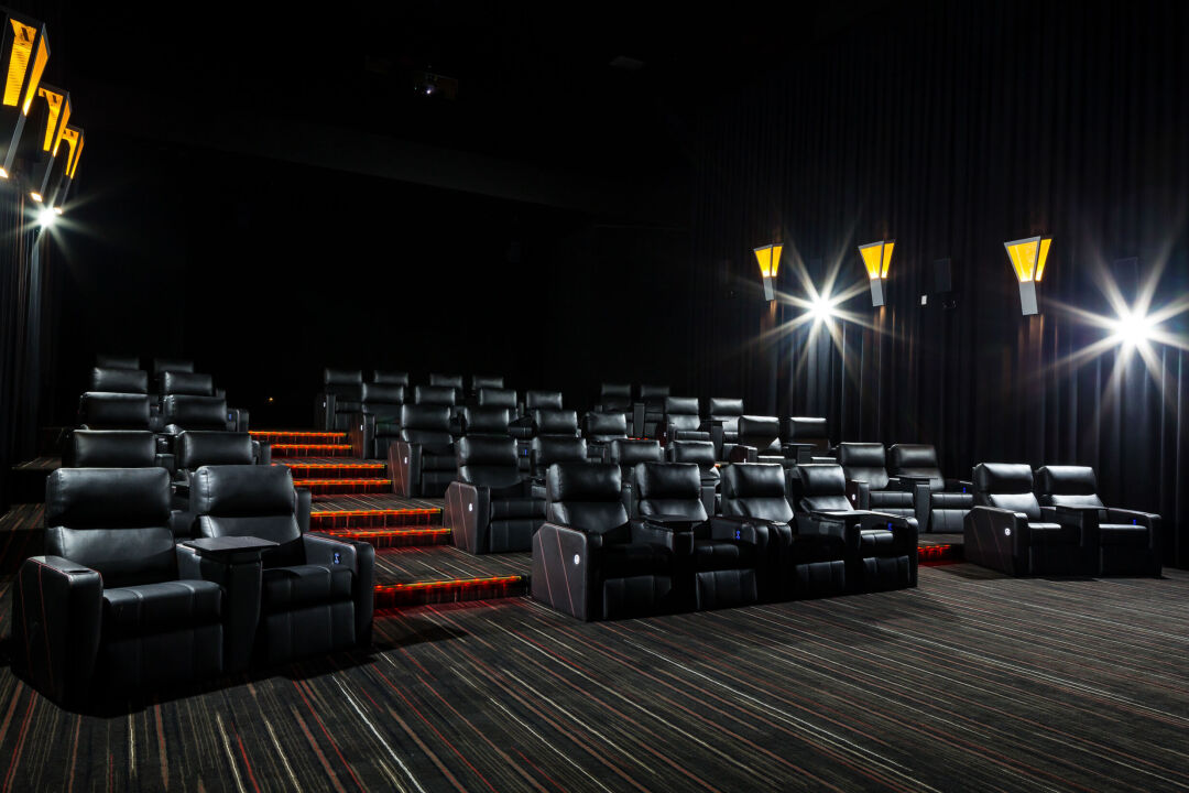 Reading Cinemas / Hutchies