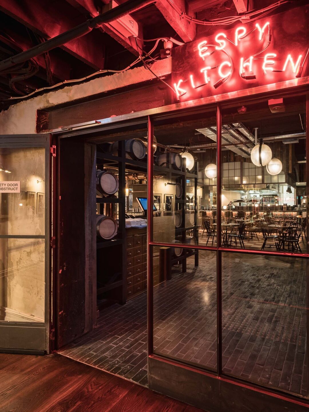 Hotel Esplanade (The Espy) / Hutchies