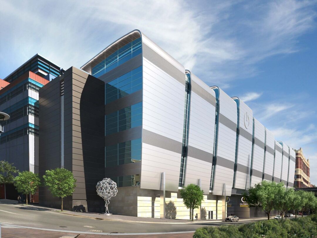 Global Switch Data Centre / Hutchies