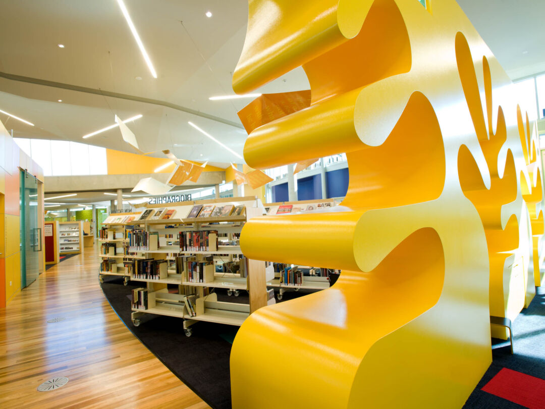 Cooroy Library & Digital Hub / Hutchies