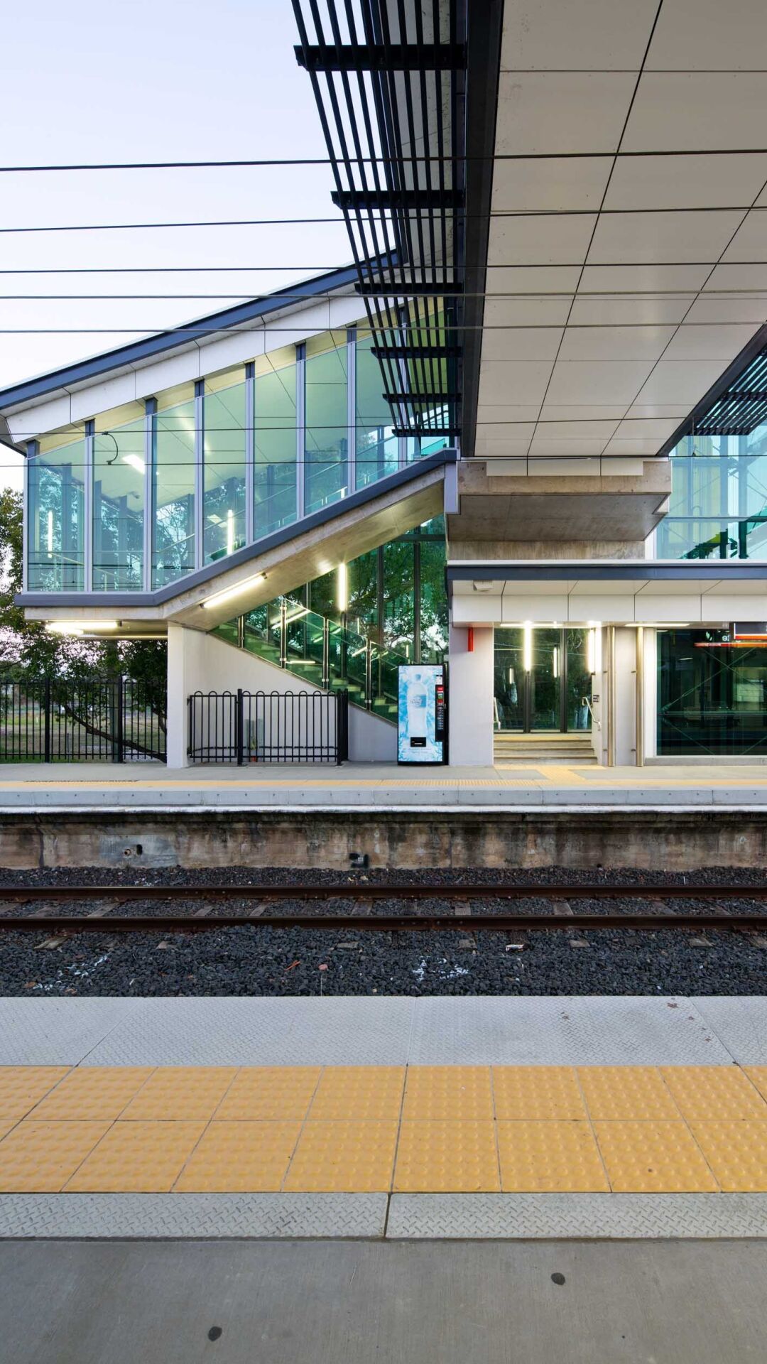 QR Stations / Hutchies