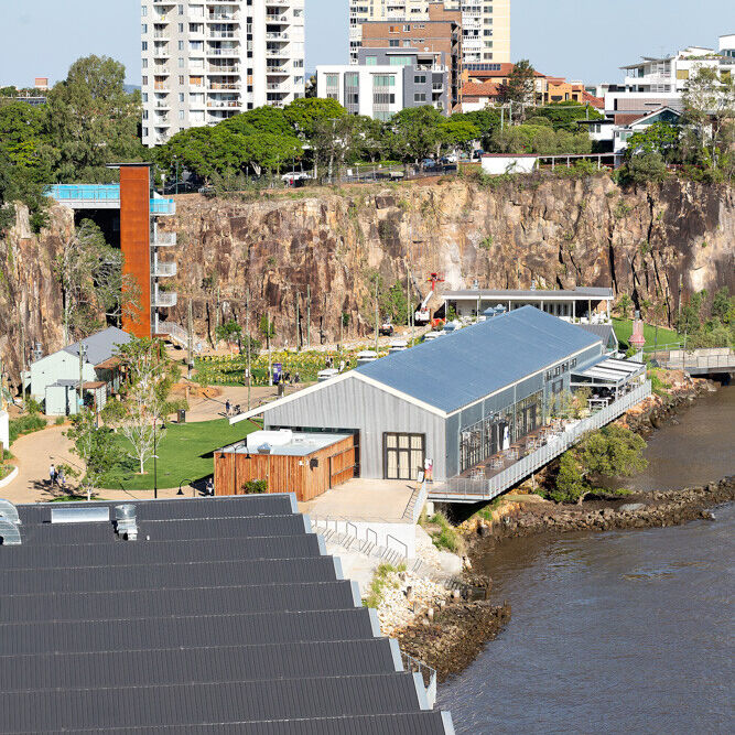 Howard Smith Wharves / Hutchies