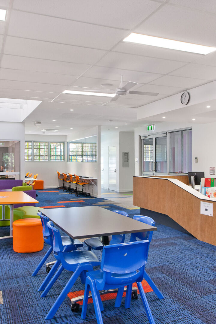 Wondai State School Resource Centre / Hutchies