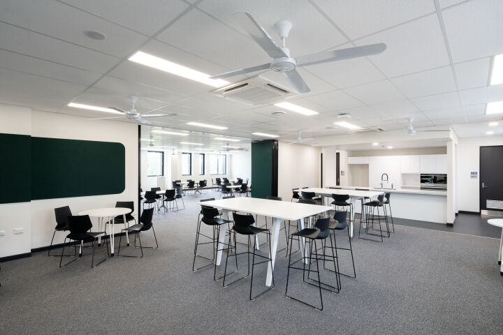 Corinda State High School / Hutchies
