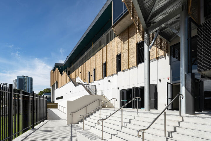 Fortitude Valley State Secondary College / Hutchies