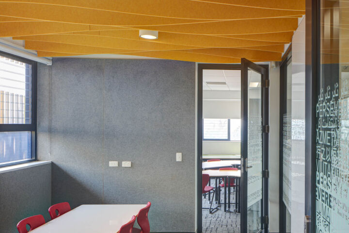 Merrylands Public School / Hutchies