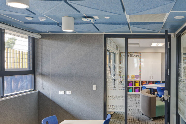 Merrylands Public School / Hutchies