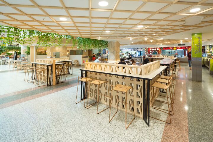 Casuarina Square Food Court / Hutchies