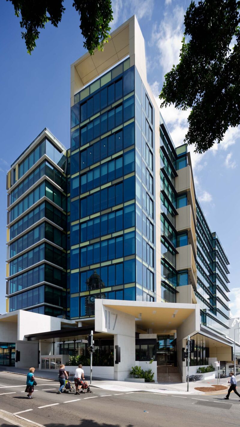ICON Tower A (QLD Gov) - Hutchinson Builders