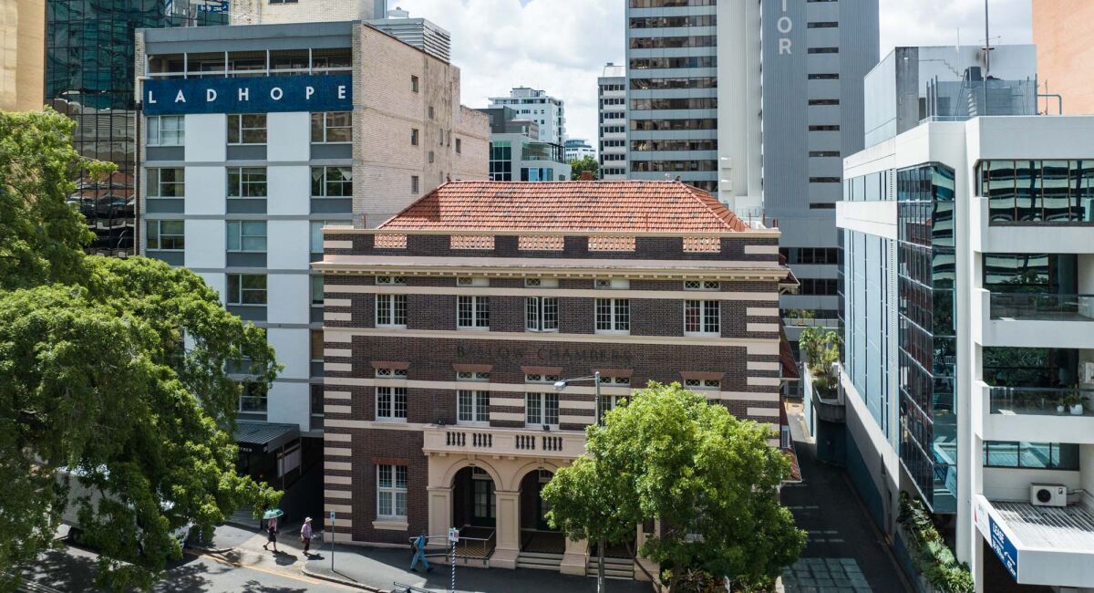 Ballow Chambers / Hutchies