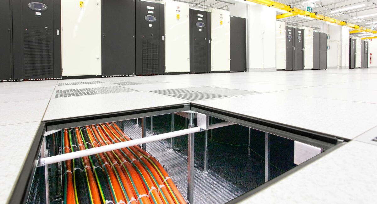 Telstra Global Data Centre / Hutchies