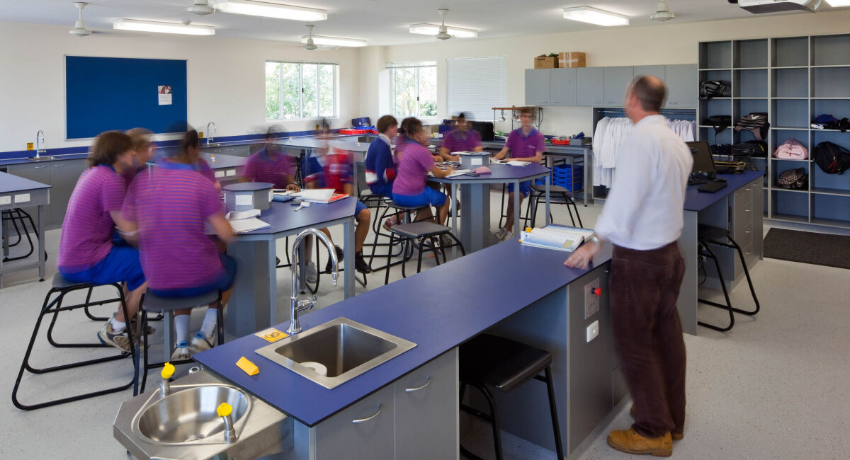 Aspley State High School Science Block / Hutchies