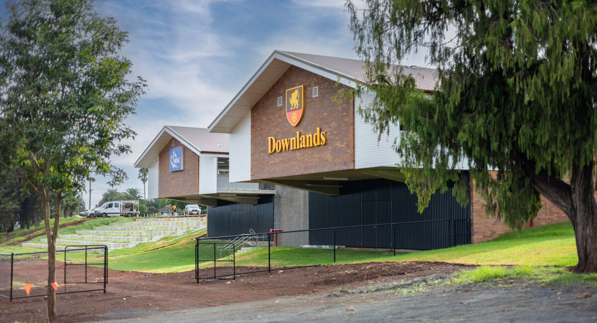 Downlands College / Hutchies