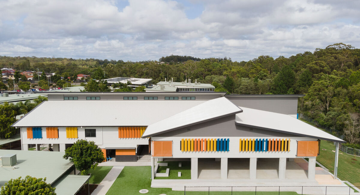Stretton State College Senior Learning Centre / Hutchies