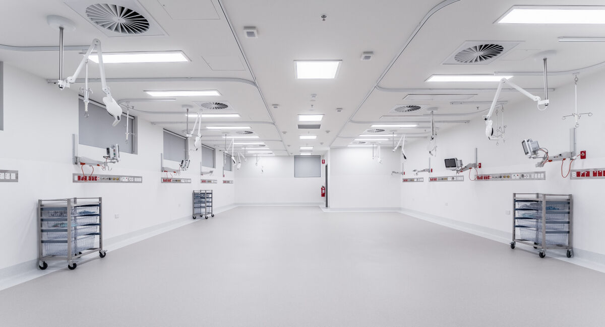 DJHS Bacchus Marsh Theatres Project / Hutchies