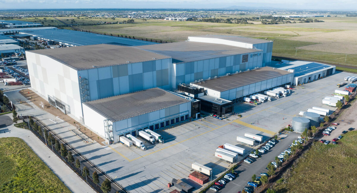 NewCold Melbourne II / Hutchies