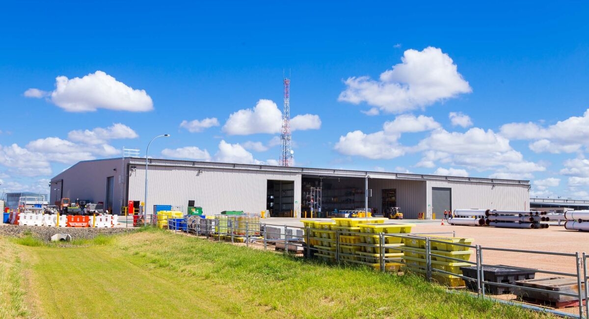 Condabri SP7 Distribution Centre / Hutchies