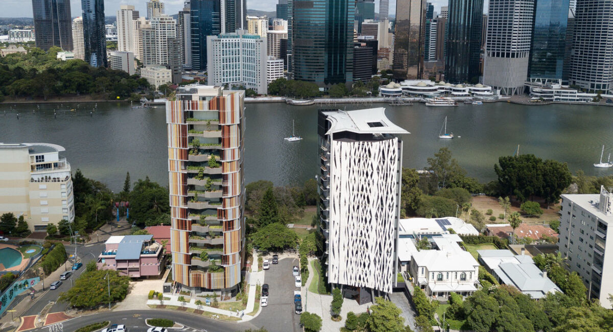 Walan Apartments / Hutchies