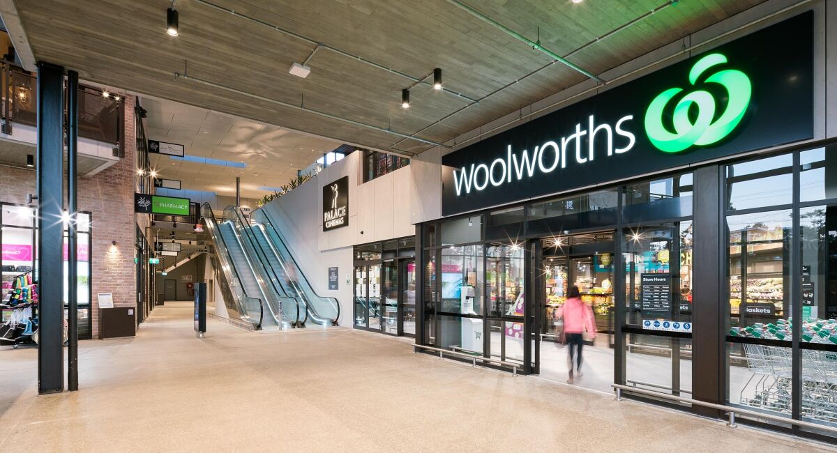 Woolworths / Hutchies